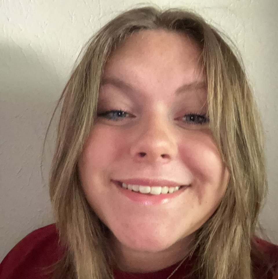 Book Services in Bozeman, MT with Hannah S (HANNAH51514)