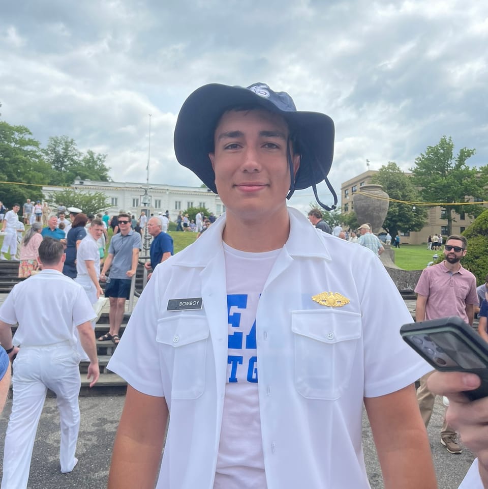 Book Services in Yorktown, VA with Brandon B (BRANDON11861)