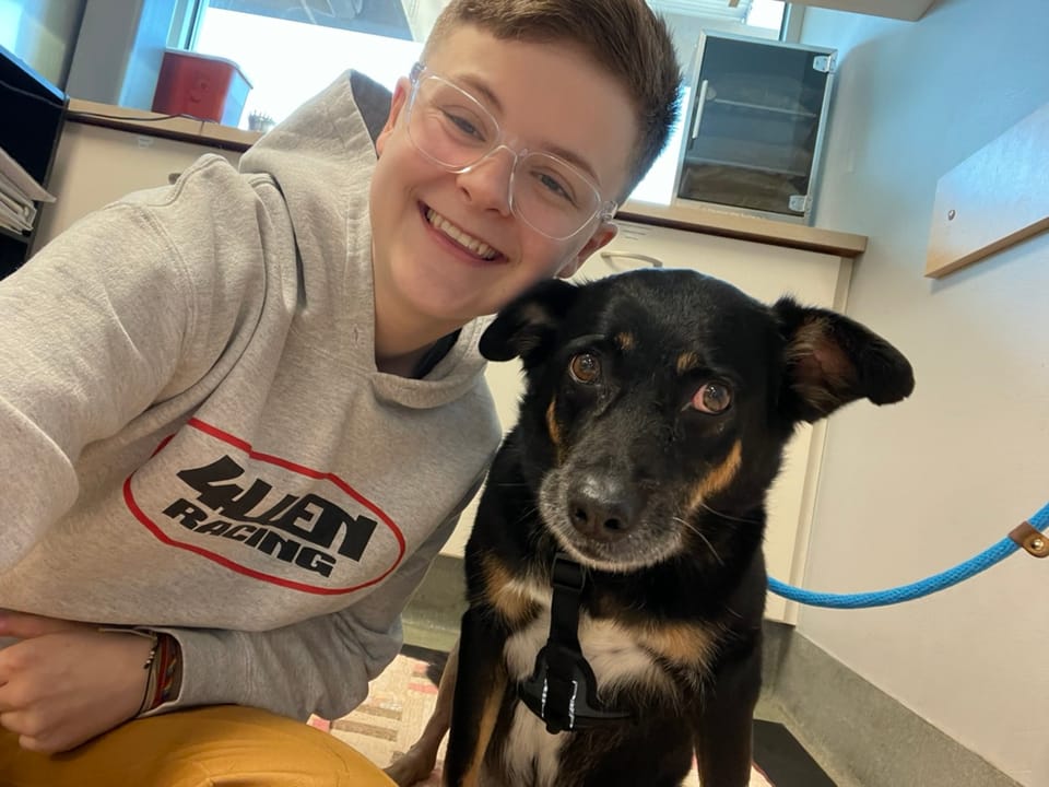 Book Services in Madison, WI with Destany S (DESTANY942102)