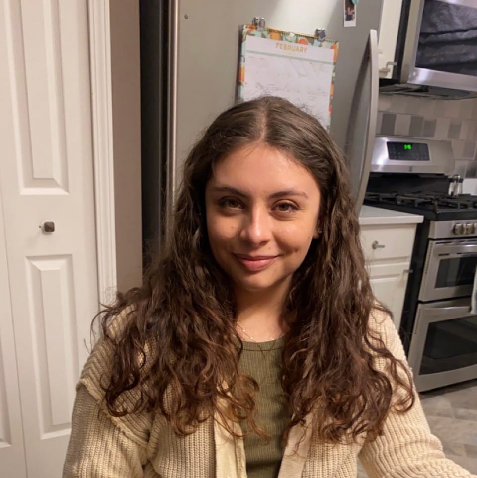 Book Services in Munster, IN with Maya M (MAYA85283)