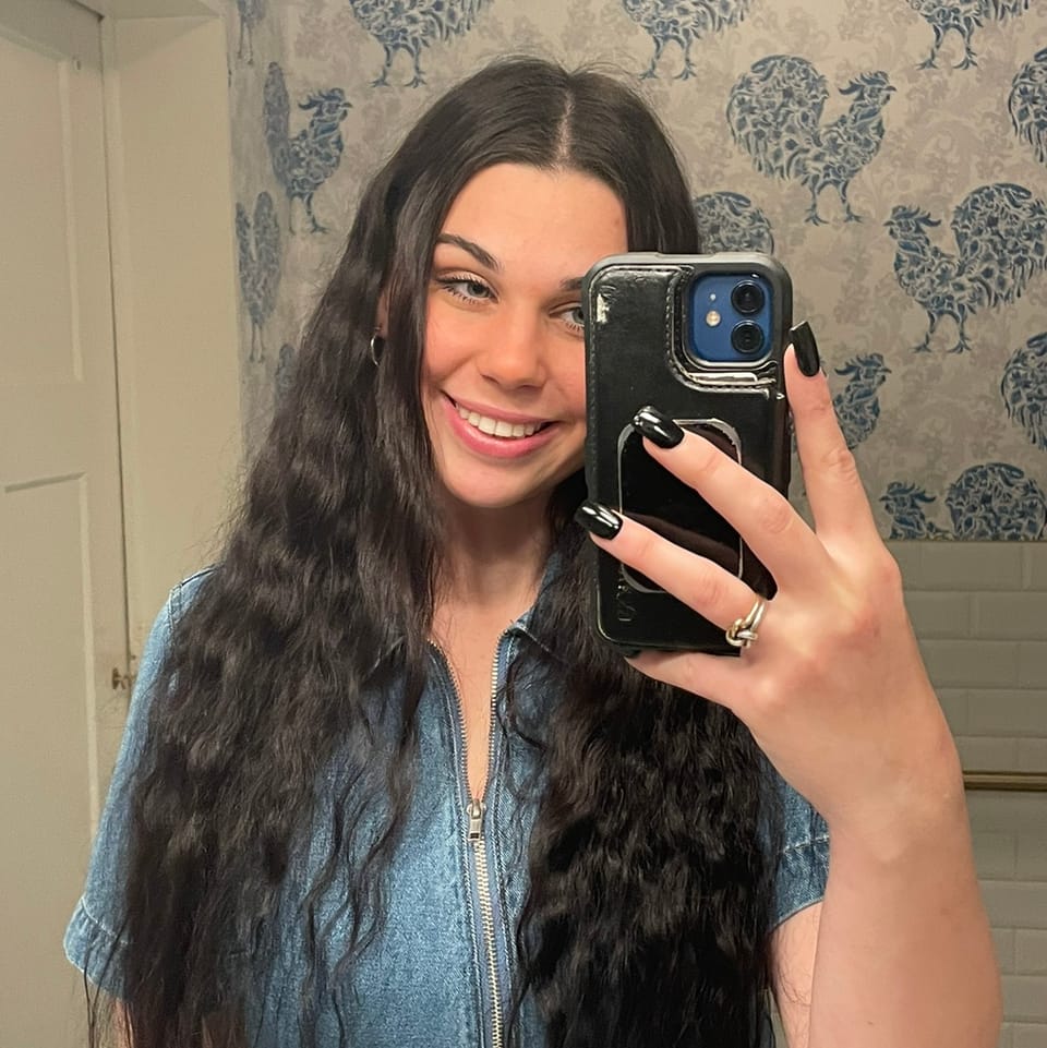 Book Services in Fayetteville, NC with Brooke B (BROOKE66414)