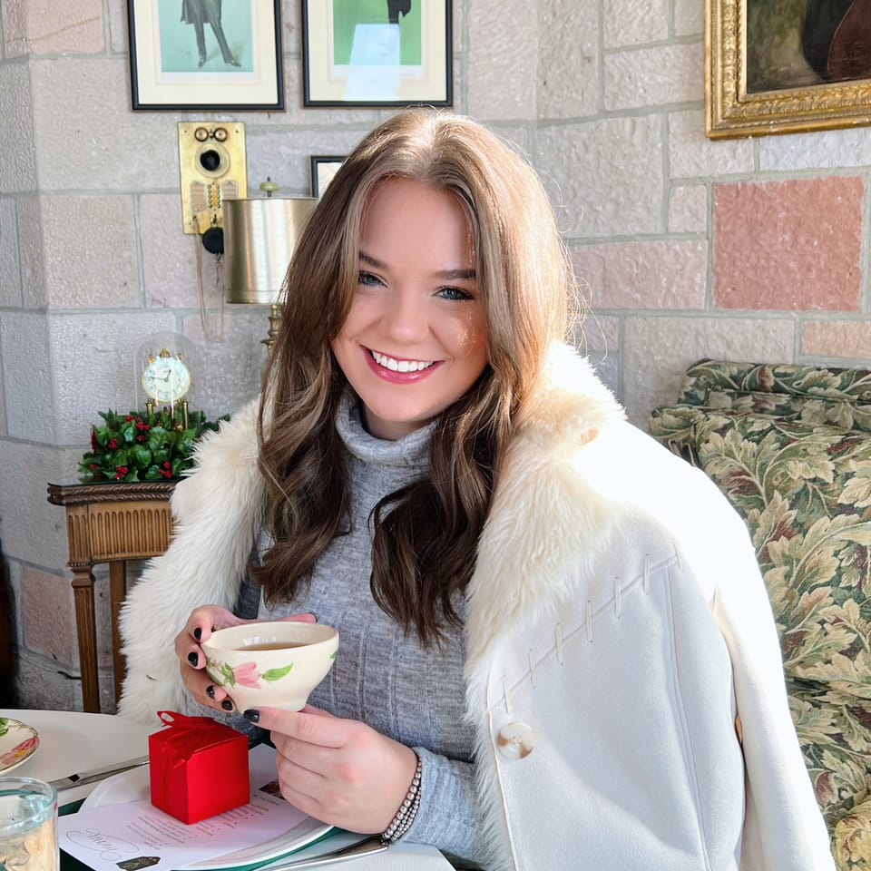 Book Services in Dallas, TX with Sarah A (SARAH28641)