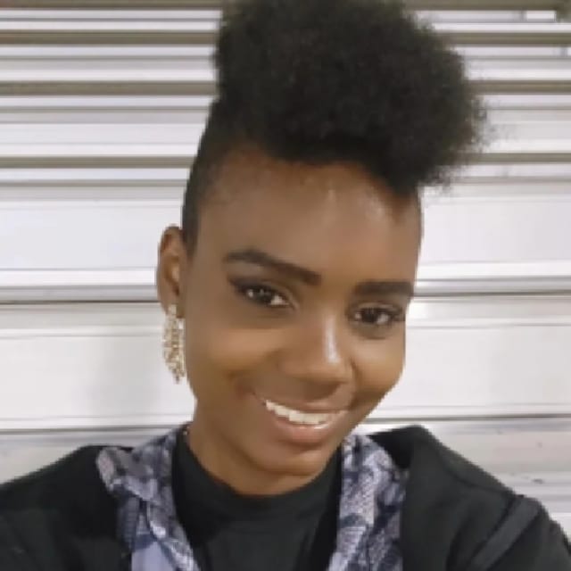 Book Services in Fairfield, AL with Jamonte J (JAMONTE10861)