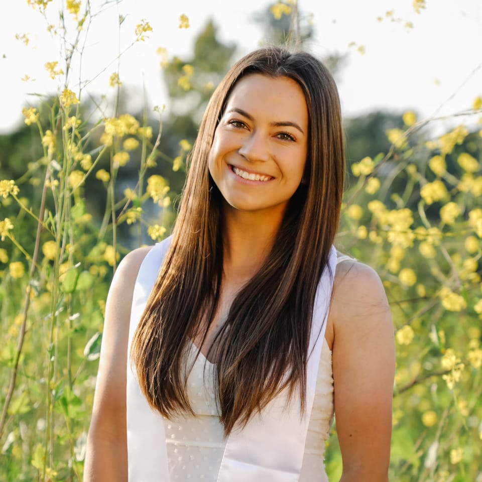 Book Services in Fairfield, CA with Megan M (MEGAN25249)