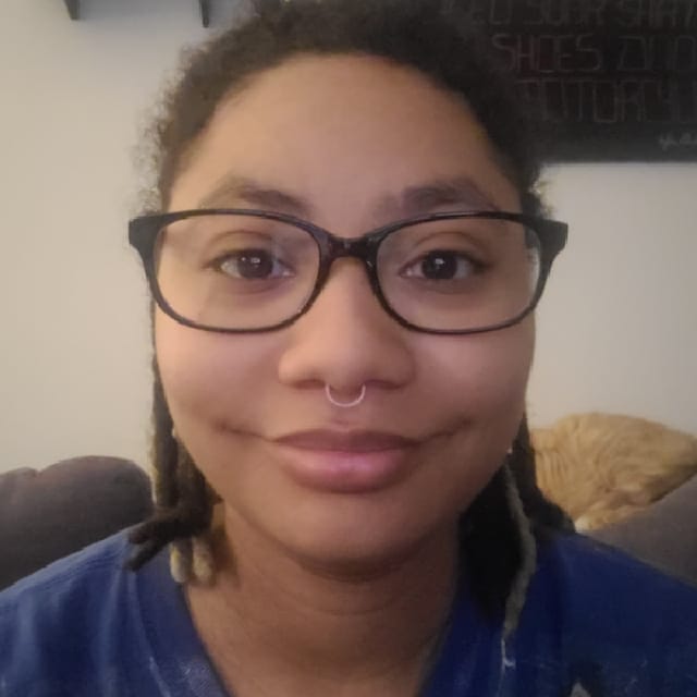 Book Services in Jefferson Hills, PA with Kyla W (KYLA67251)