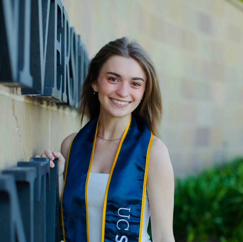 Book Services in Santa Barbara, CA with Hailey H (HAILEY39008)