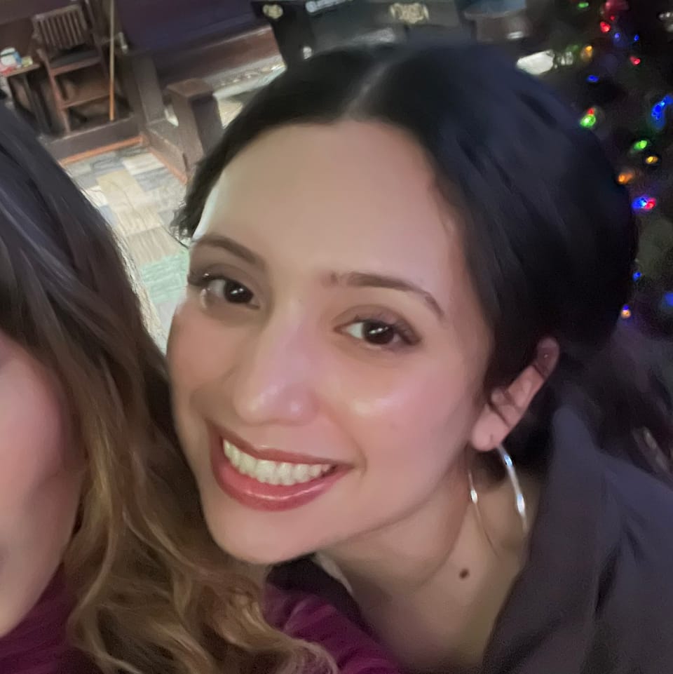 Book Services in Santa Cruz, CA with Jacqueline G (JACQUELINE95093)