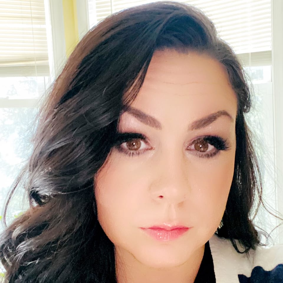 Book Services in Stroud Township, PA with Alicen T (ALICEN69692)