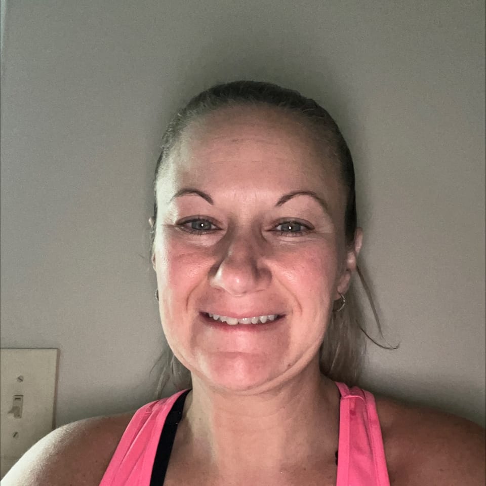 Book Services in Glen Allen, VA with Dawn B (DAWN49709)