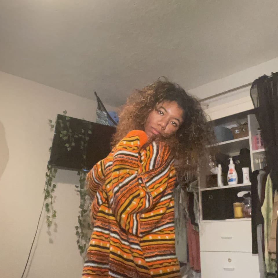 Book Services in Beaverton, OR with Anijah R (ANIJAH87642)