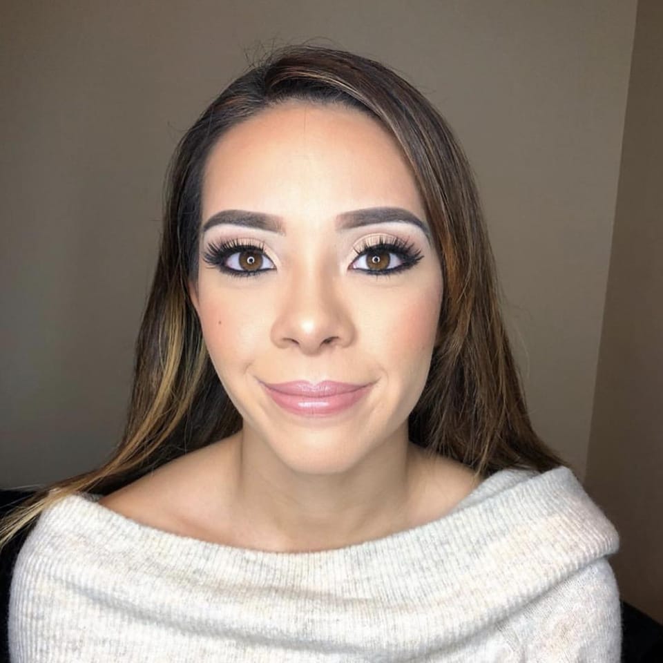 Book Services in Chicago, IL with Sarah G (SARAH36032)