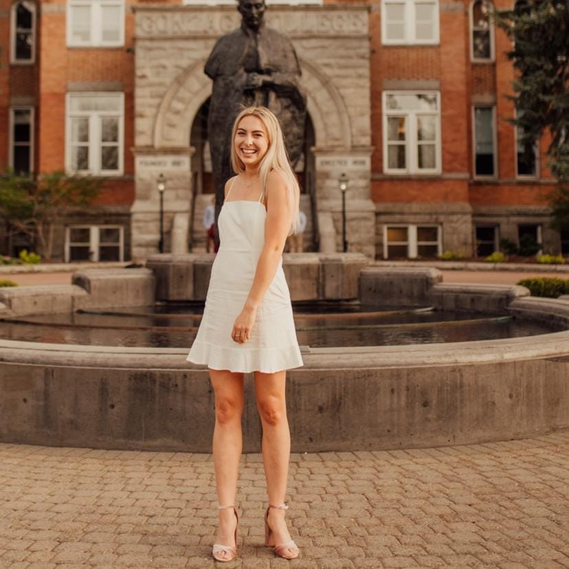 Book Services in Seattle, WA with Kelley M (KELLEY86258)