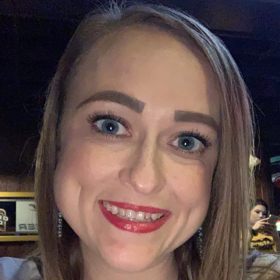 Book Services in Seabrook, TX with Jennifer M (JENNIFER53571)