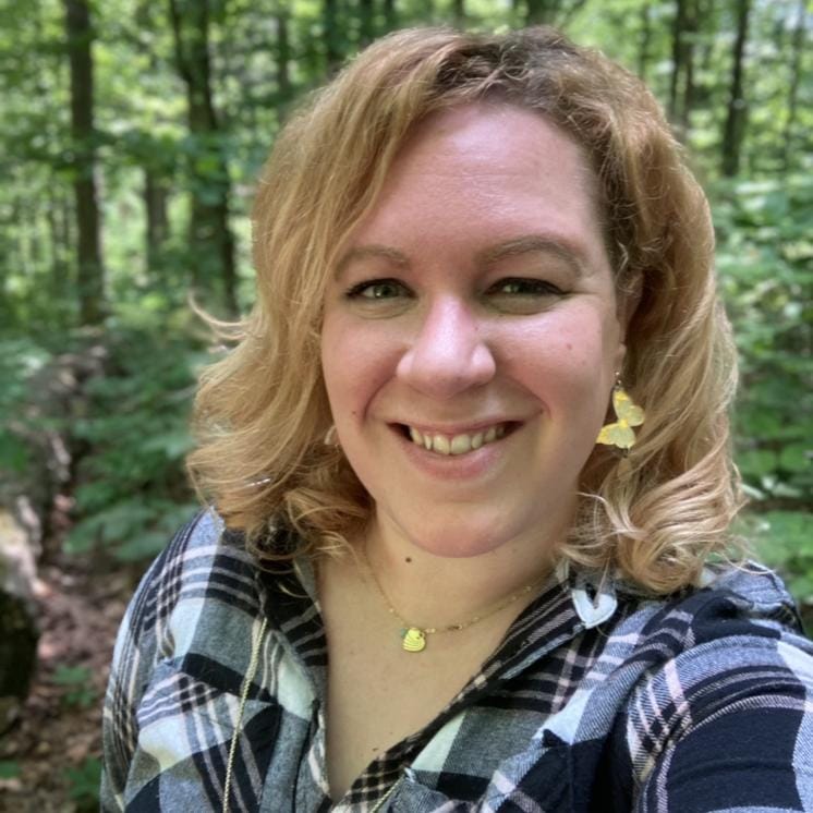 Book Services in Columbia, MD with Alyse C (ALYSE00827)