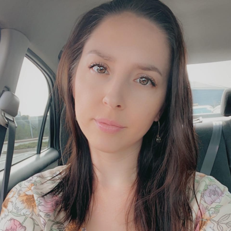 Book Services in Revere, MA with Ally D (ALLY97302)