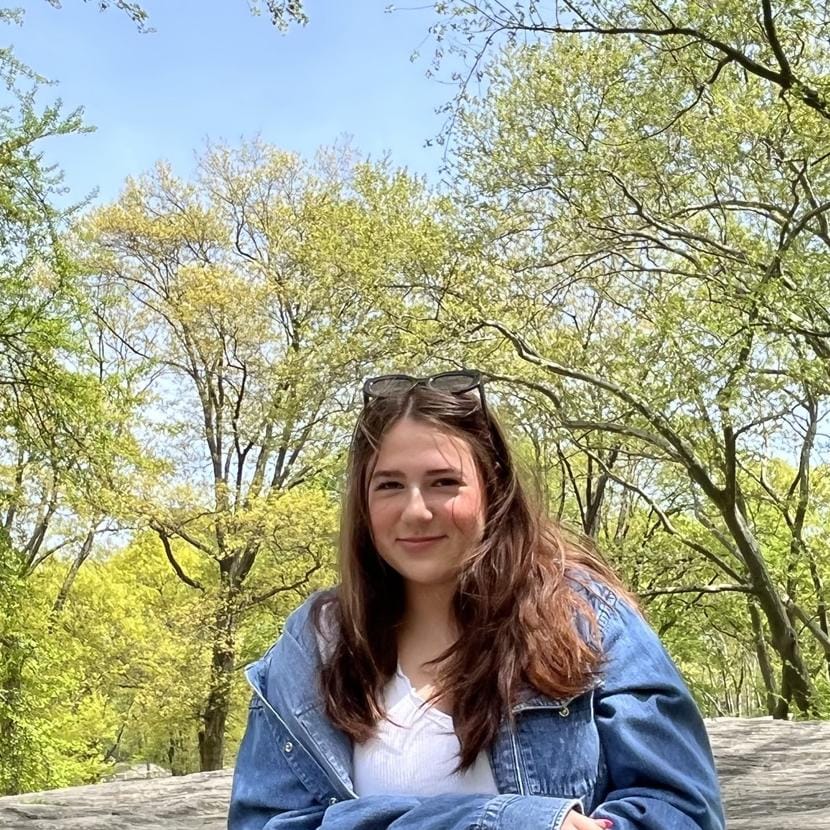 Book Services in New York, NY with Riley G (RILEY30454)