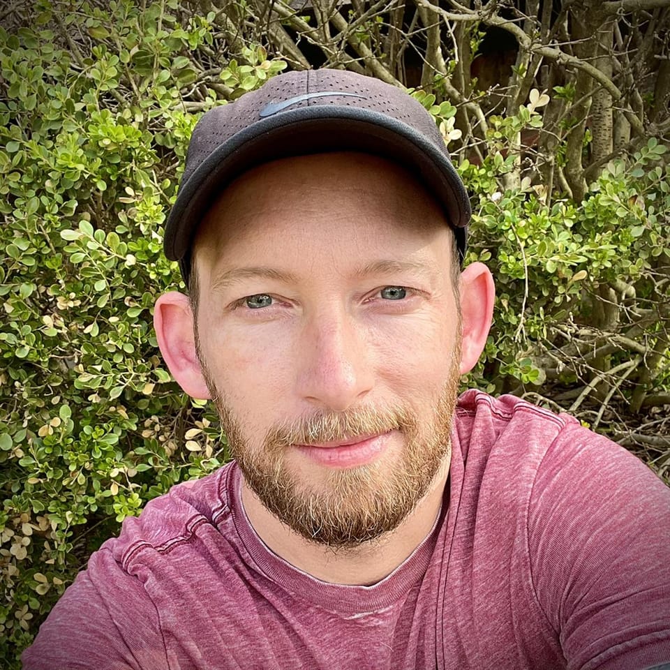 Book Services in Norman, OK with Nicholas B (NICHOLAS10264)