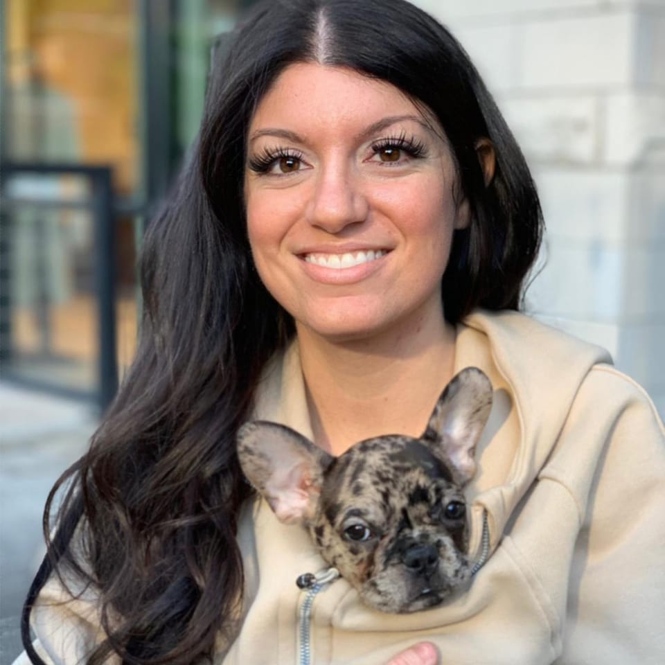 Book Services in Nashville, TN with Cassandra M (CASSANDRA38248)