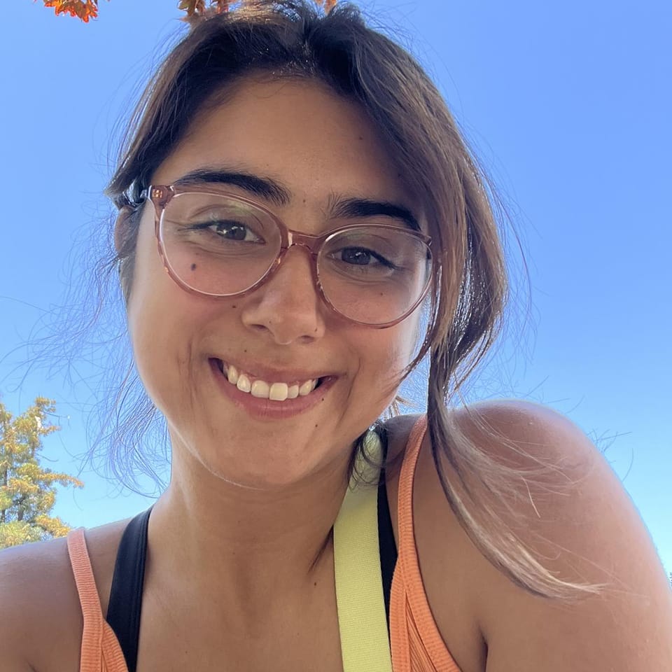 Book Services in Windsor, CA with Michaela G (MICHAELA77276)