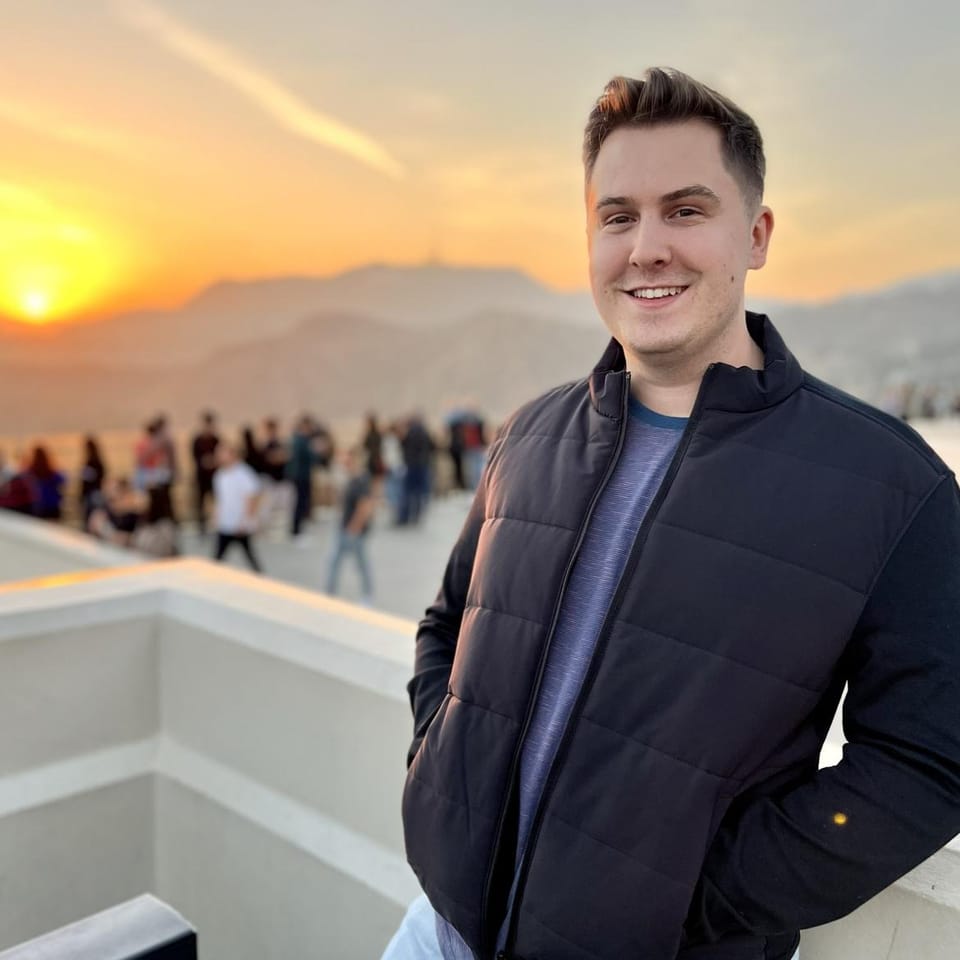 Book Services in St. Louis, MO with Joshua T (JOSHUA77734)