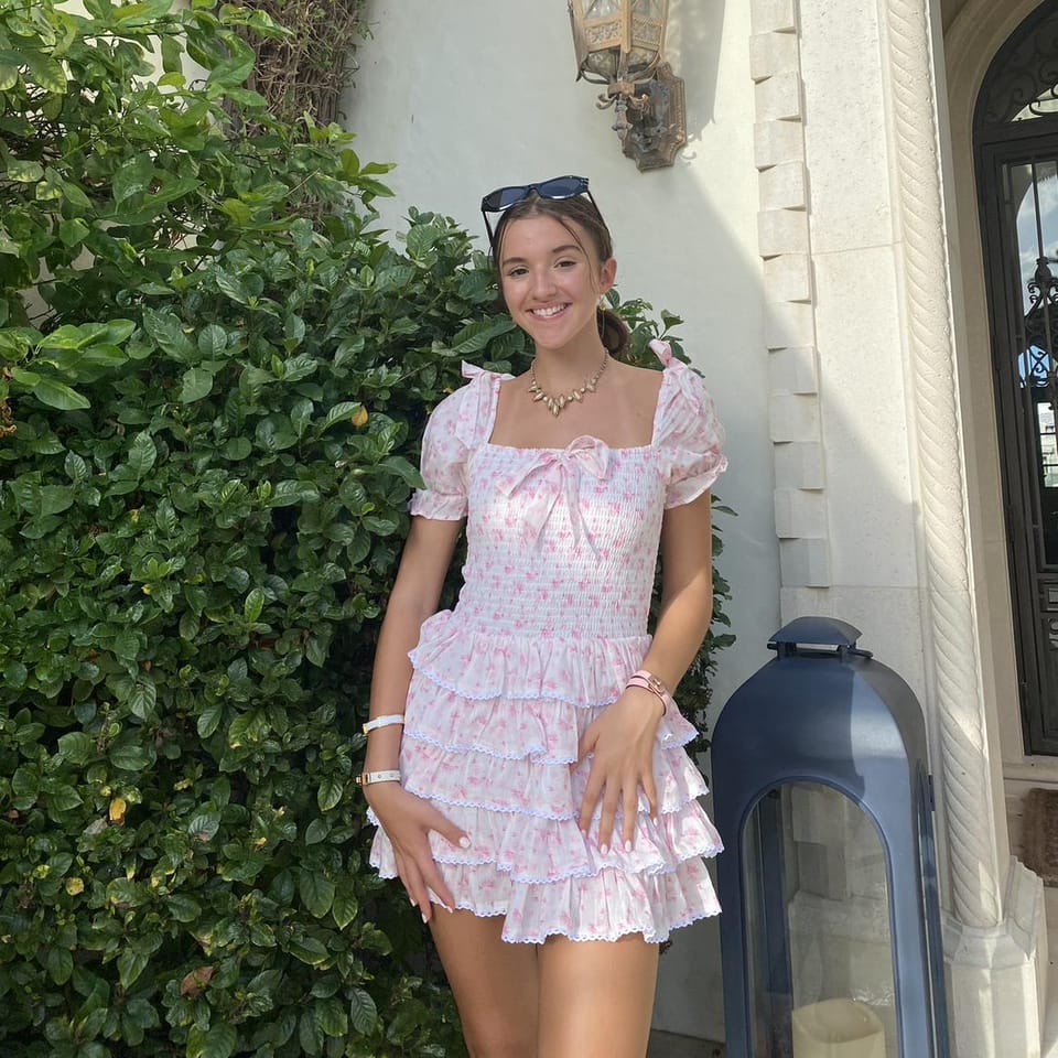 Book Services in Palm Beach, FL with Amelia P (AMELIA47762)