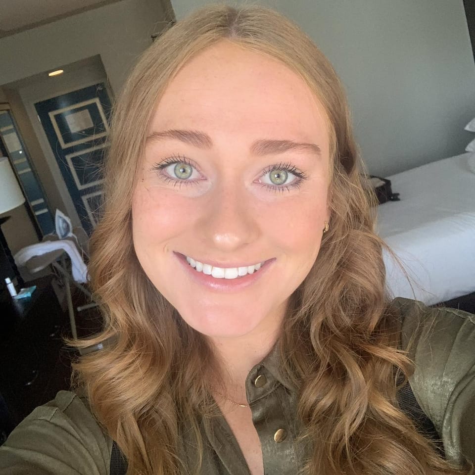 Book Services in Buffalo, NY with Shaye F (SHAYE17492)